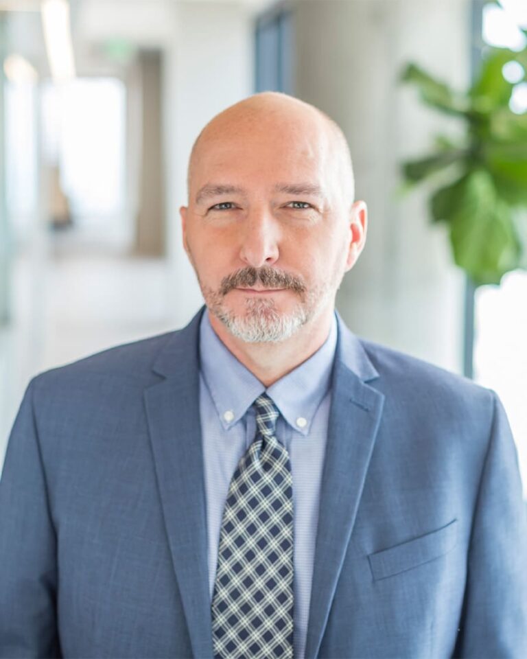 Justin Roberts | Bennett Partners